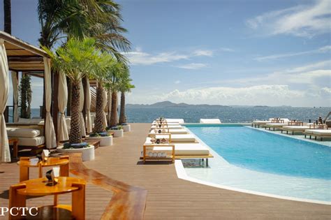 Sina Beach Floating Club Pattaya Luxury Floating Beach Club