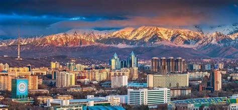 阿拉木图图片 伊犁河谷 风景 大山谷图库