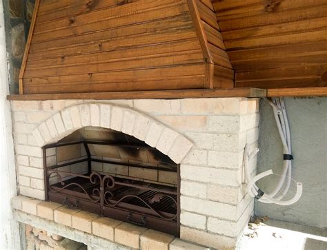 Зидана камина от огнеупорни тухли Facebook