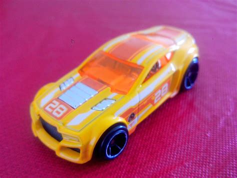 Social Hot Wheels : Torque Twister