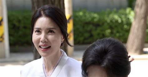 [포토]범 현대家 사돈된 백지연 양가 어머니의 인사