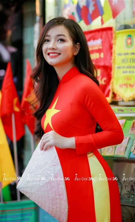 Lê Vũ Quỳnh Trâm 📖