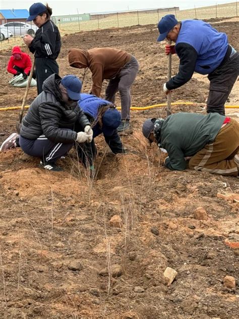 Самданнямын МӨНХЧУЛУУН Added A Самданнямын МӨНХЧУЛУУН