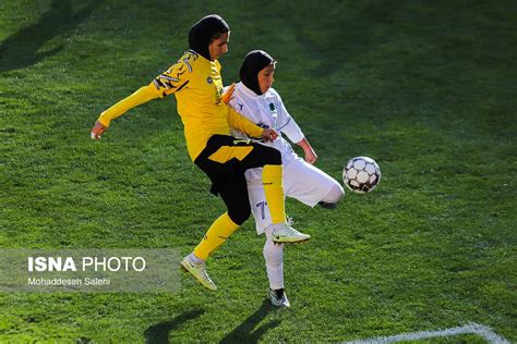 توقف شاگردان نیلوفر اردلان در لیگ فوتبال زنان سیرجان برنده شد ایسنا