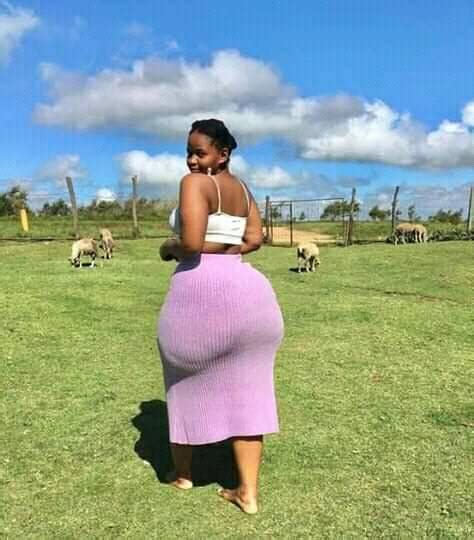 Mzansi Blessed⭐hips😱 😋 Mzansi Huge Hips Appreciation