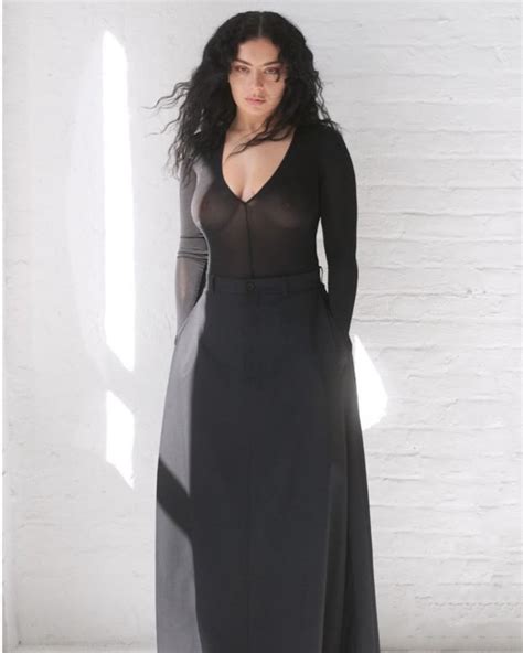 Charli Xcx Nipples 4