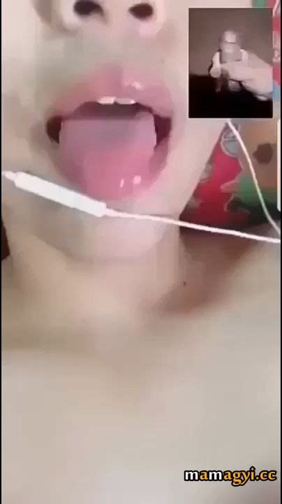 ဘဲနဲ့ချက်တဲ့ကျောင်းသူအကိတ်လေး Myanmar Sex Story