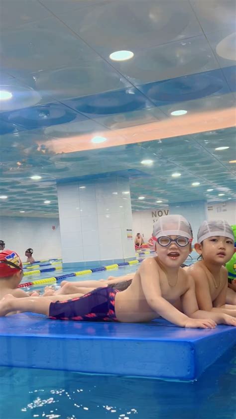 배뚜뚜🍑 올케어는 내일 마감이에요 애들 방학이라 나도 덩달아 운동도 쉬고 먹고 놀고있는데 올케어만큼은 부지런히 챙겨먹는중 저는 작년 여름부터 지금껏 챙겨먹고 있답니다