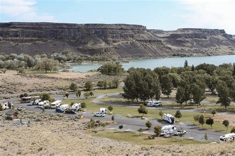 Sun Lakes Dry Falls State Park Best Hikes Water Activities And Camping