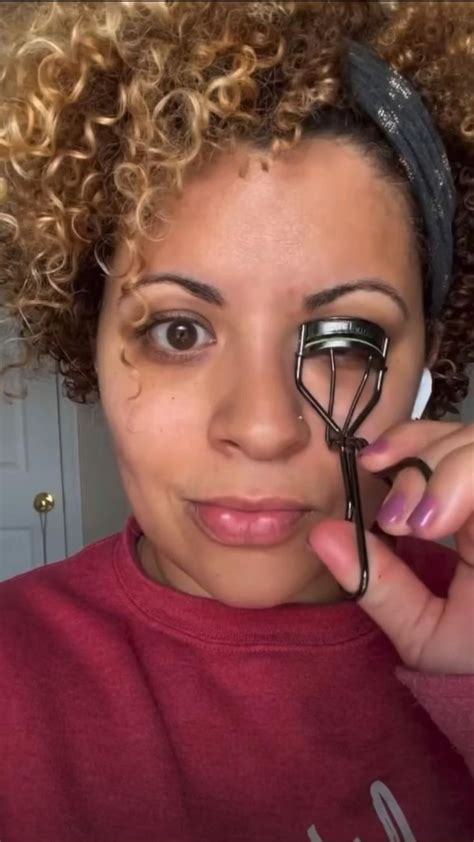 Lash Curling Made Easy Beauty Natural Products Lashes Beauty Routines