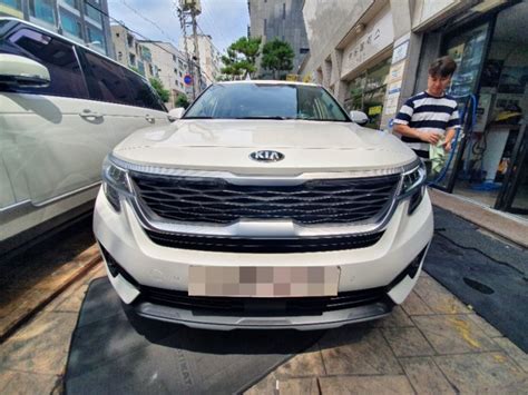 셀토스 풀옵션 차량 레인보우 Iris 썬팅필름 V90 파인뷰 Lx2000 블랙박스 Ppf 보호필름 3m 유리막 코팅