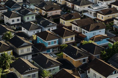 what is the difference between working class and middle…