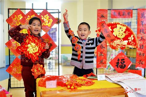 多彩校园活动迎新年 光明网