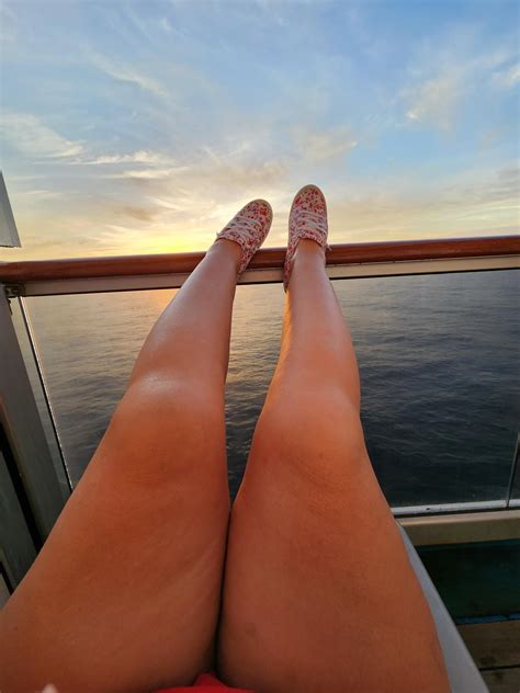 Between Her Thighs Rmadchenamickfans