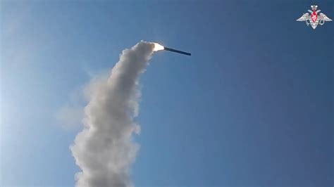 Черноморский флот нанёс удар крылатыми ракетами по объектам ВСУ на Украине