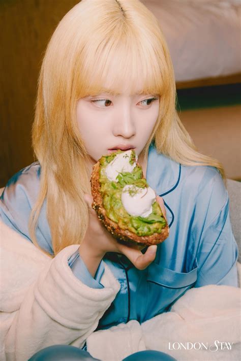 Ja Yoon Shim Picture