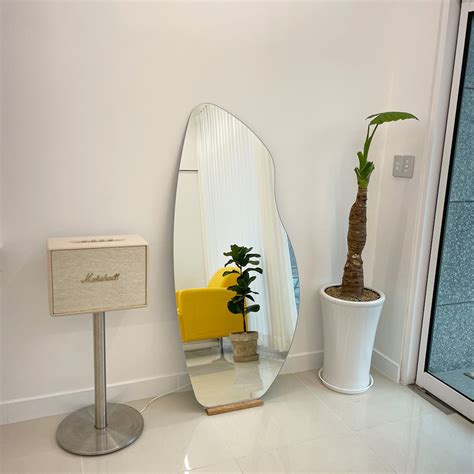 아워프레임 비정형 대형 전신 스탠드 인테리어 거울 아워프레임