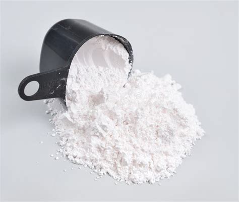 Magnesium Oxide Or Magnesia It Has An Empirical Formula Of Mgo Stock
