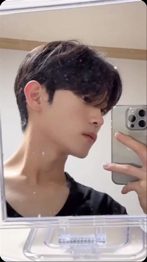 헤어디자이너 태영 • 세미리프컷 아이롱펌 남자머리 컨설팅 성신여대미용실 짧지않게 내리기도 넘기기도 예쁜 기장의 필러스컷 필러스펌 나에게 맞는 남자머리 컨설팅