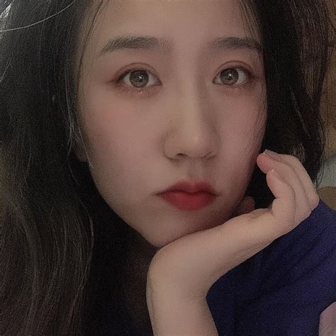 一个普通女孩的爱自拍的自拍 知乎