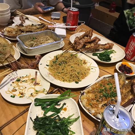 夜宵吃什么比较好吃适合晚上吃的十种宵夜适合晚上当夜宵的食物大山谷图库