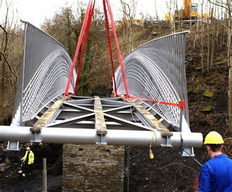Artist Designed Curved Vierendeel Truss Bridge Cts Bridges Esi