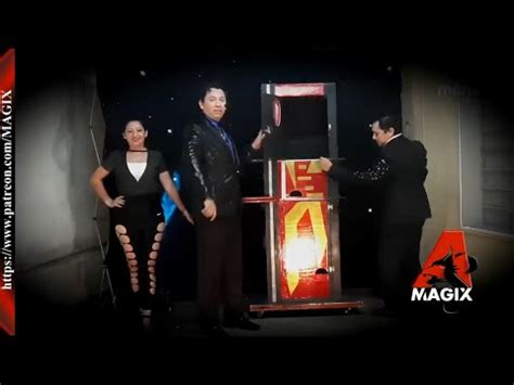 2 Magicians Cut Hot Assistant In Zig Zag Illusion Youtube