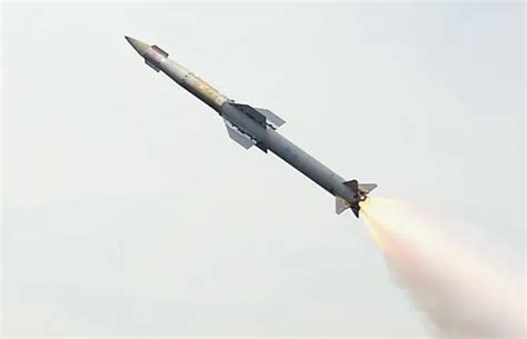 સંરક્ષણ મંત્રાલય 1 લાખ કરોડના સૈન્ય પ્રસ્તાવને મંજૂરી આપશે ઓપરેશન