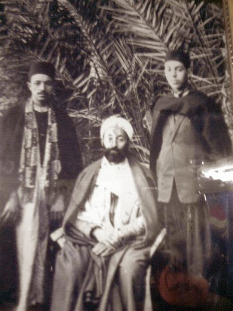 كل شيء عن الجزائر صورة نادرة للشيخ عبد الحميد بن باديس مع اثنين من تلاميذه