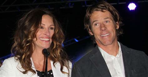 Julia Roberts Shares Rare Photo With Husband Danny Moder On Their 21st Anniversary Scoop Upworthy
