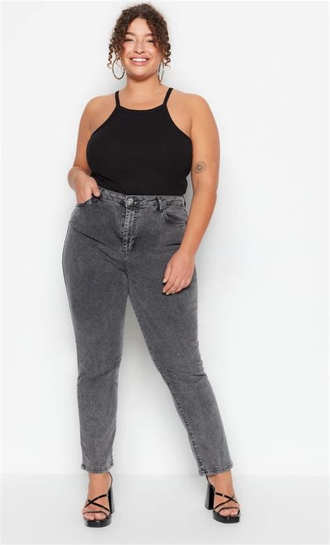 Trendyol Hoge Taille Mama Grijze Mom Jeans Met Hoge Taille En