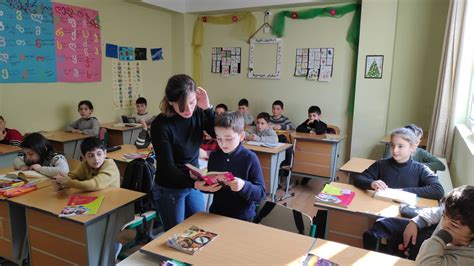 ინგლისურ სკოლა “ნინოში” საჯარო კითხვის საერთაშორისო დღე დიდი აქტივობით აღინიშნა