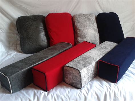 მუთაქები და ბალიშები