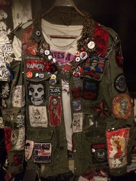 Combels Blog Of Art And Stuff Punk Outfits Punk Fashion Punk Culture