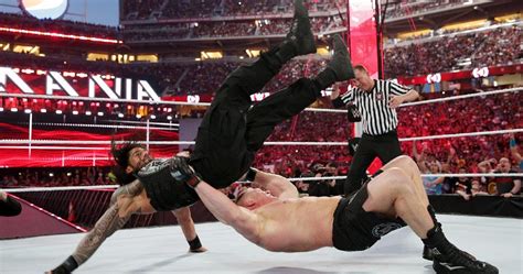 10 Iconic Wrestling Moves That Werent Finishers