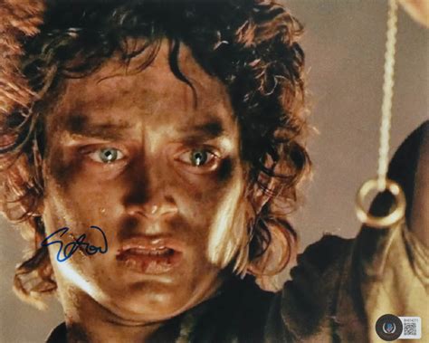 Elijah Wood Signed The Lord Of The Rings The Return Of The King 8x10