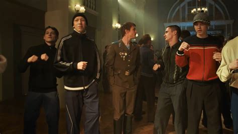 Эпизод 2 Слово пацана Кровь на асфальте 2 серия S01e02