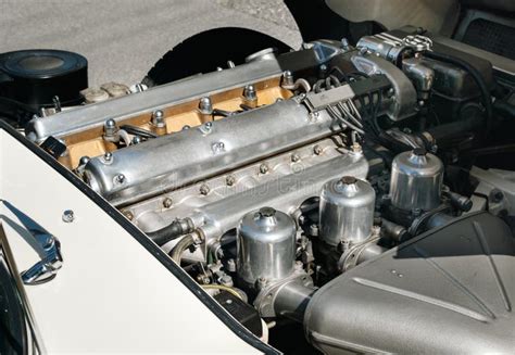 Jaguar Engine In Jaguar E Type 4 2 Coupe Editorial Photo Image Of Straightport Logo 379749631