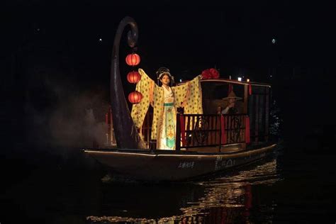 全国仅3个刚刚杭州上塘古运河景区夜游项目如梦上塘开幕 主题