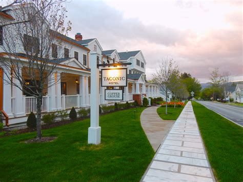 The Taconic Hotel Manchester Vt Lmni