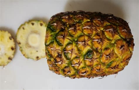 또띠아 요리 하와이안 피자 만들기파인애플 자르기