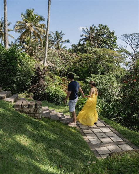 이이스토리즈 서울스냅 웨딩스냅 본식스냅서브 발리스냅 ⠀ 발리 자연을 배경으로 엽서처럼 담아낸 ⠀ Bali Amandari Resort Ubud With