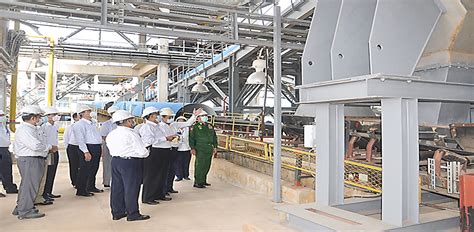 ပြည်ထောင်စုဝန်ကြီး ဒေါက်တာချာလီသန်း တောင်ကြီးမြို့နယ်ရှိ အမှတ် ၂ သံမဏိစက်ရုံ ပင်းပက် အား ကြည့်ရ