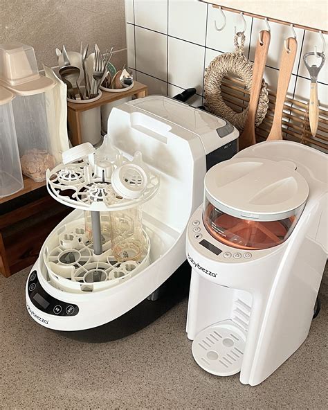 하은맘ㅣ집꾸미기•인테리어•감성필터 광고 건조기 식세기 로봇청소기는 살림 이모님으로 불리죠 육아 이모님 중 단연코 최고는 자신있게 젖병 세척기 이모님이라고