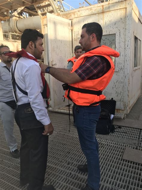 اندازه گیری و ارزیابی عوامل زیان آور محیط کار در پایانه های نفتی ایران