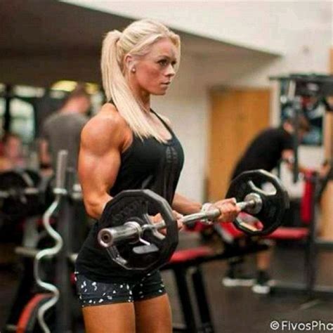 Barbell Curls By Derrick Klk Exercise How To Skimble