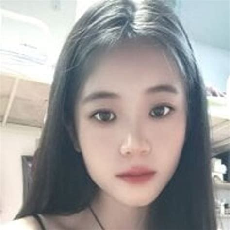 Lori Y Cam Model Watch Lori Y Live Webcam Myhotcams