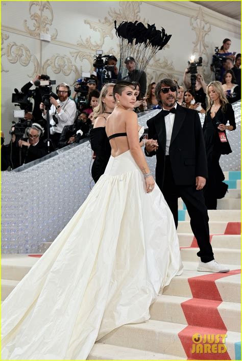 Florence Pugh In Valentino Met Gala 2023 Gossip Rocks Too