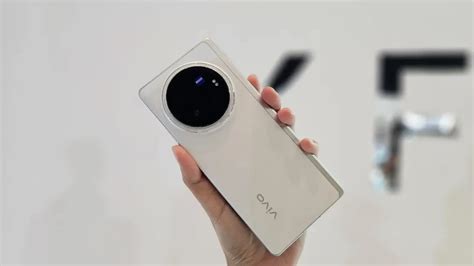 Ini Alasan Vivo Baru Bawa Hp Lipat Ke Indonesia