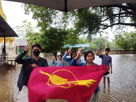 ယင်းမာပင် မြို့နယ်တွင် စစ်အာဏာရှင် ဆန့်ကျင်ရေး ဆန္ဒပြ Khit Thit Media